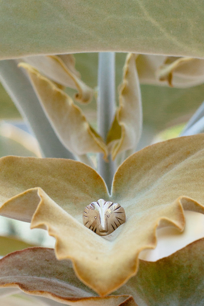 Gatekeeper ring — Family Affairs